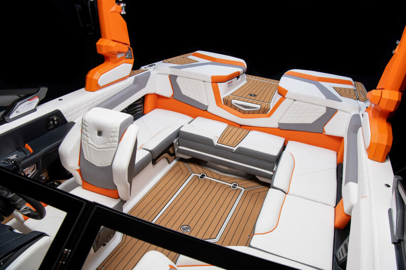 ArmorXelite – Boat Deck Mats & Marine Flooring