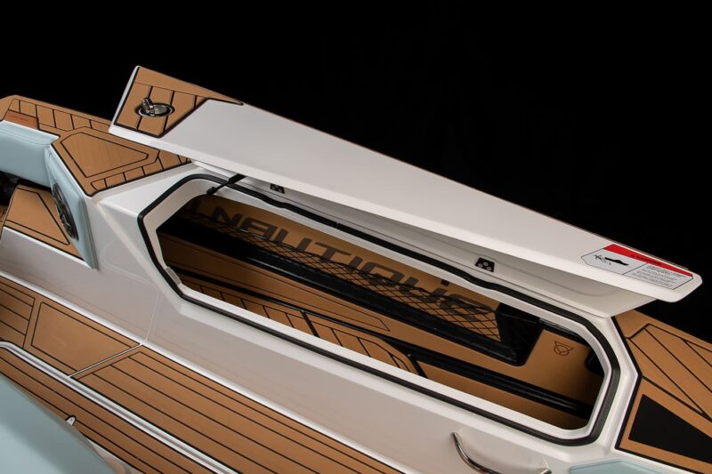 ArmorXelite – Boat Deck Mats & Marine Flooring